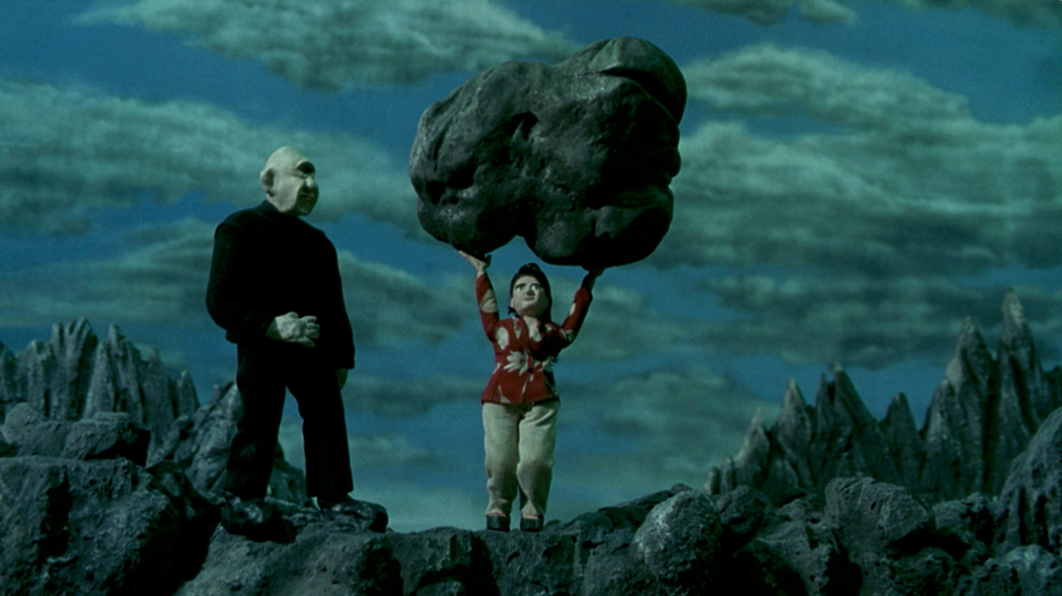 Studio Film Bilder — The Modern Cyclops